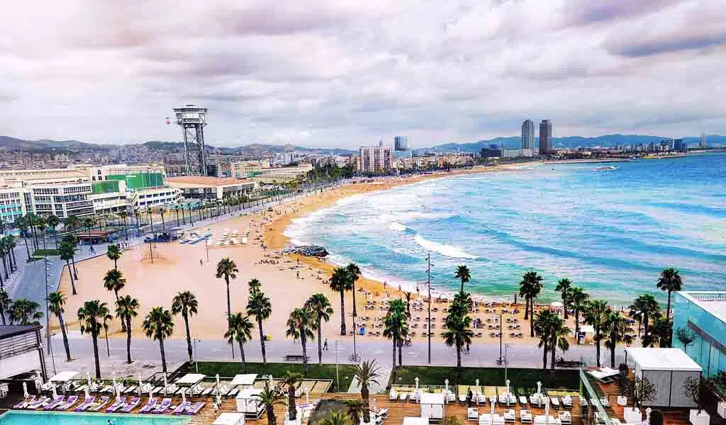 Playas En Barcelona Las Mejores Playas De Barcelona